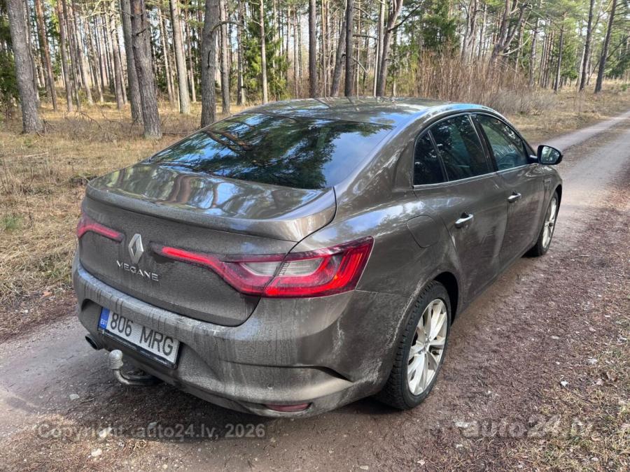 Brown Renault Megane 2017 in Kuressaare, with an engine capacity of 1.50 L and mileage of 161 thousand km for 10500 €, photo 2 on AUTOMOTO.COM.LV