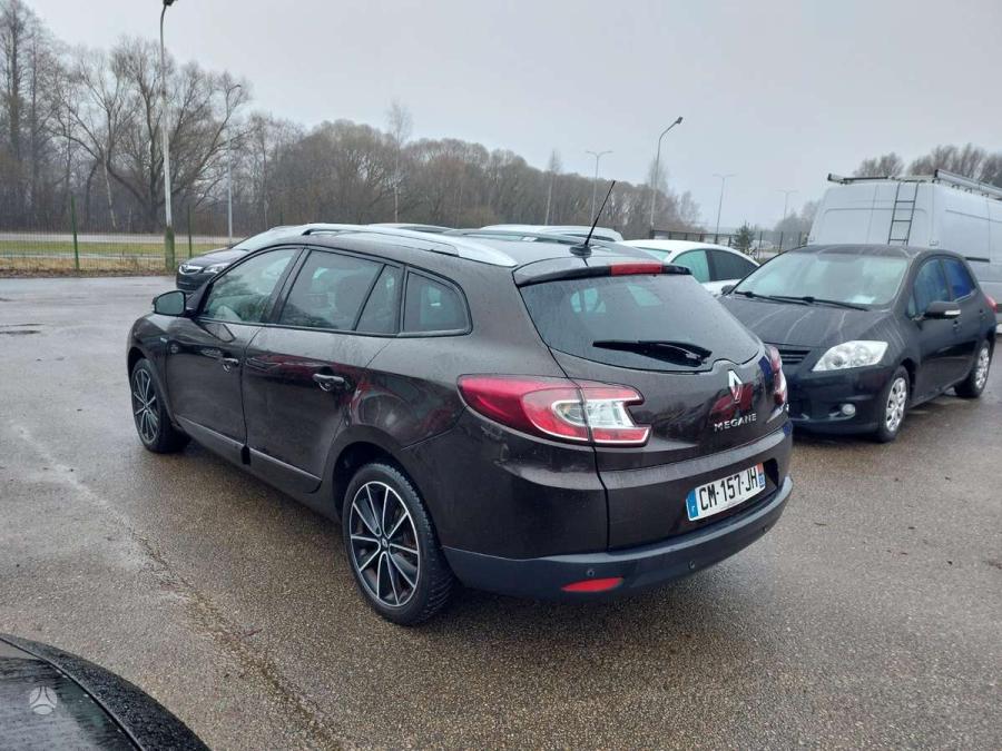 Brūns Renault Megane 2012 Tauragė, ar dzinēja tilpumu 1.60 L un nobraukumu 311 tūkst. km par 3200 €, foto 5 vietnē AUTOMOTO.COM.LV