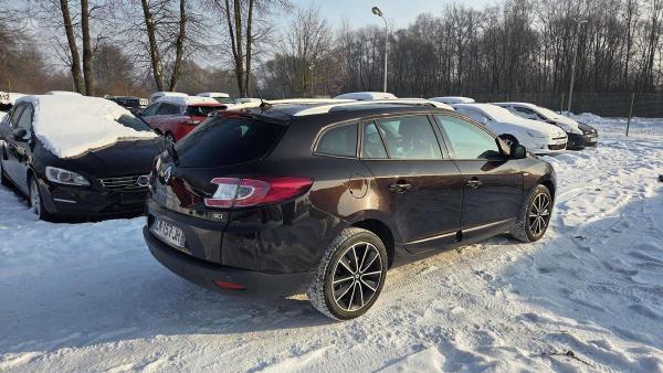 Brūns Renault Megane 2012 Tauragė, ar dzinēja tilpumu 1.60 L un nobraukumu 290 tūkst. km par 3400 €, foto 4 vietnē AUTOMOTO.COM.LV