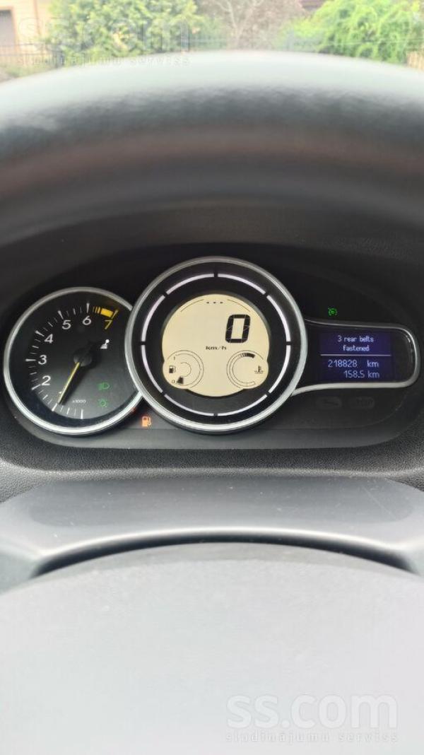 Brūns Renault Megane 2012 Kuldīga, ar dzinēja tilpumu 1.40 L un nobraukumu 218 tūkst. km par 3690 €, foto 10 vietnē AUTOMOTO.COM.LV