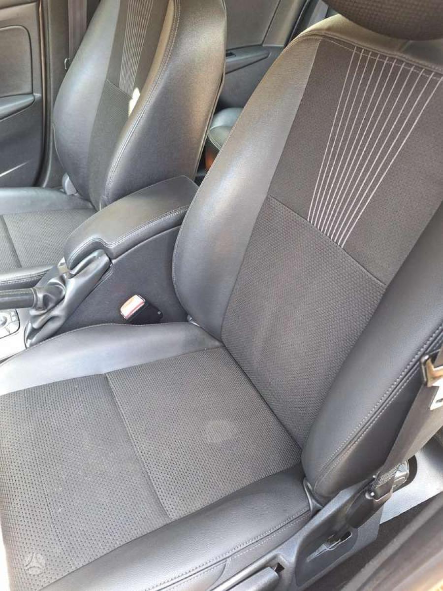 Brūns Renault Megane 2012 Šilutė, ar dzinēja tilpumu 1.50 L un nobraukumu 195 tūkst. km par 3450 €, foto 20 vietnē AUTOMOTO.COM.LV