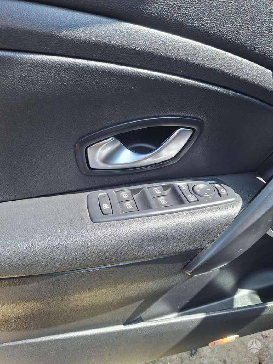 Brūns Renault Megane 2012 Šilutė, ar dzinēja tilpumu 1.50 L un nobraukumu 195 tūkst. km par 3450 €, foto 22 vietnē AUTOMOTO.COM.LV