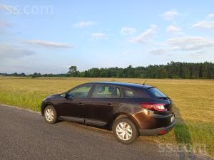 Brūns Renault Megane 2013 Rīga, ar dzinēja tilpumu 1.50 L un nobraukumu 249 tūkst. km par 3500 €, foto 4 vietnē AUTOMOTO.COM.LV