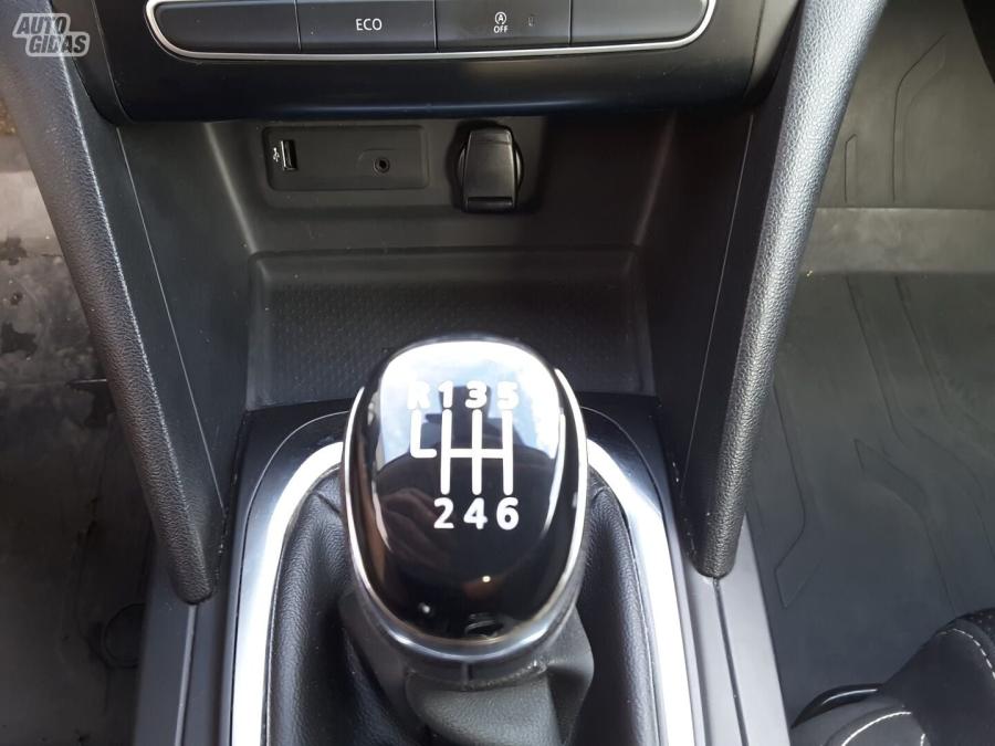 Brown Renault Megane 2018 in Kretinga, with an engine capacity of 1.50 L and mileage of 234 thousand km for 7250 €, photo 22 on AUTOMOTO.COM.LV