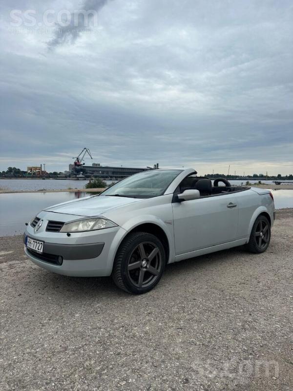 Renault Megane 2003 in Riga, with an engine capacity of 1.60 L and mileage of 220 thousand km for 1650 €, photo 1 on AUTOMOTO.COM.LV