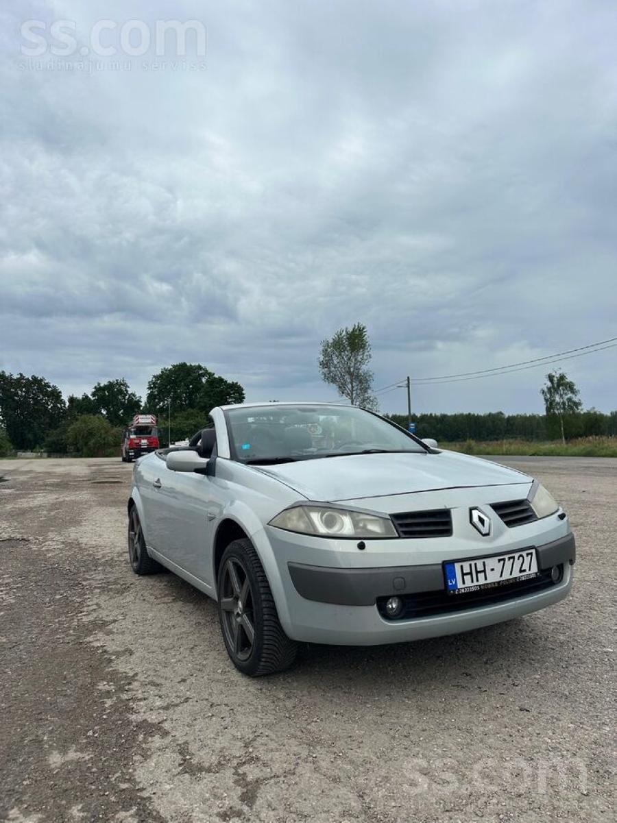 Renault Megane 2003 in Riga, with an engine capacity of 1.60 L and mileage of 220 thousand km for 1650 €, photo 2 on AUTOMOTO.COM.LV