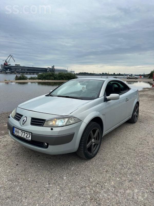 Renault Megane 2003 in Riga, with an engine capacity of 1.60 L and mileage of 220 thousand km for 1650 €, photo 8 on AUTOMOTO.COM.LV