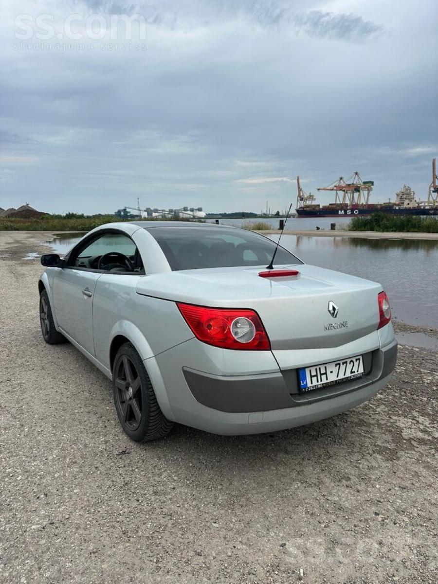 Renault Megane 2003 in Riga, with an engine capacity of 1.60 L and mileage of 220 thousand km for 1650 €, photo 11 on AUTOMOTO.COM.LV