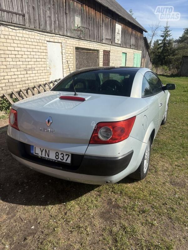Renault Megane 2004 in Jonava, with an engine capacity of 1.60 L and mileage of 180 thousand km for 1300 €, photo 9 on AUTOMOTO.COM.LV