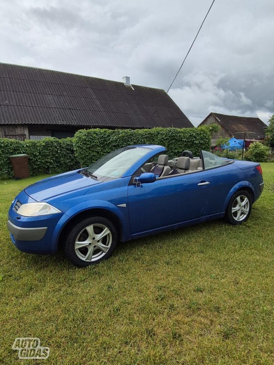 Renault Megane 2005 in Ariogala, with an engine capacity of 2.00 L and mileage of 240 thousand km for 1450 €, photo 8 on AUTOMOTO.COM.LV