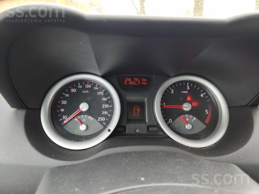 Рено Меган 2006 в Елгава, объемом двигателя 1.90 л и пробегом 0 тыс. км за 1390 €, фото 14 на AUTOMOTO.COM.LV