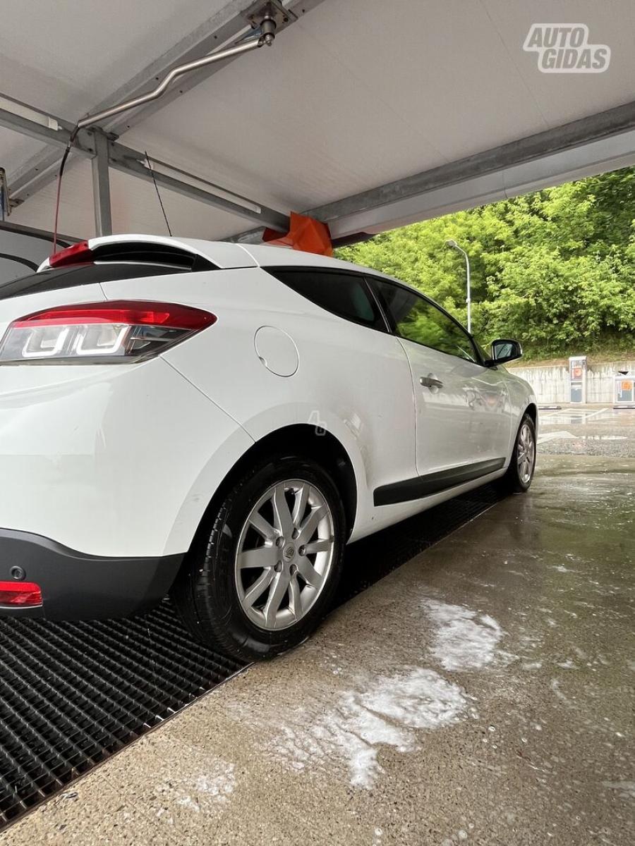 Renault Megane 2010 in Vilnius, with an engine capacity of 1.50 L and mileage of 289 thousand km for 3000 €, photo 14 on AUTOMOTO.COM.LV