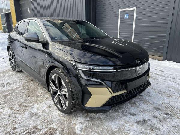 Melns Renault Megane E-Tech 2022 Alīta, ar dzinēja tilpumu 0.00 L un nobraukumu 38 tūkst. km par 17400 €, foto 1 vietnē AUTOMOTO.COM.LV