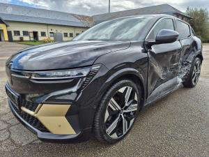 Черный Рено Megane E-Tech 2022 в Мажейкяй, объемом двигателя 0.00 л и пробегом 65 тыс. км за 13400 €, фото 7 на AUTOMOTO.COM.LV