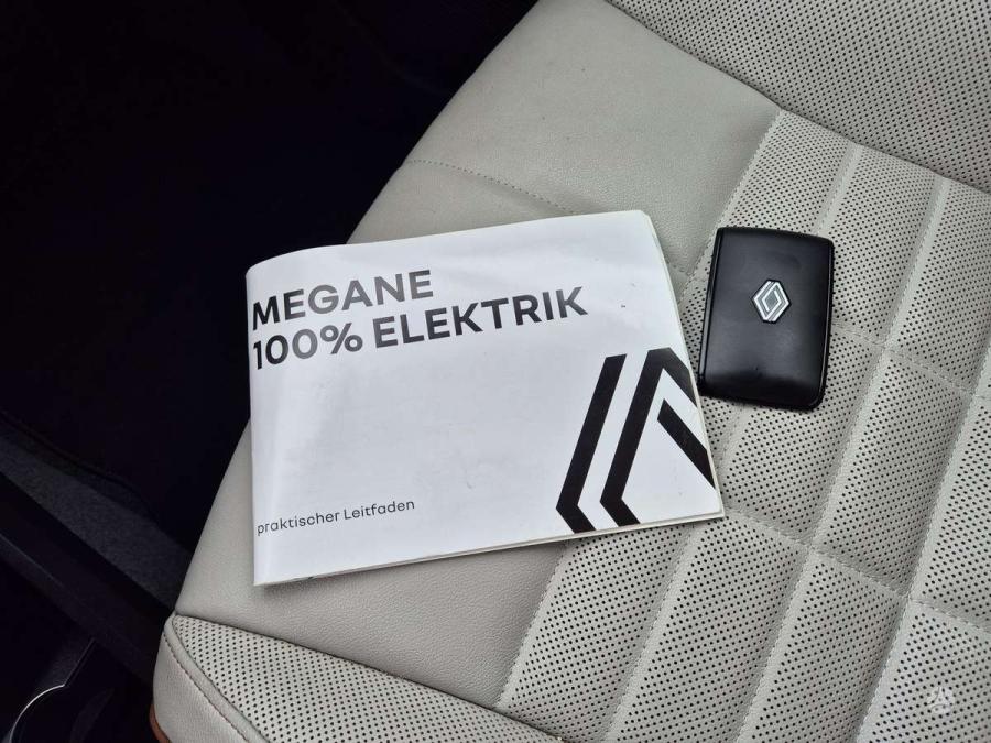 Черный Рено Megane E-Tech 2022 в Мажейкяй, объемом двигателя 0.00 л и пробегом 65 тыс. км за 13400 €, фото 21 на AUTOMOTO.COM.LV