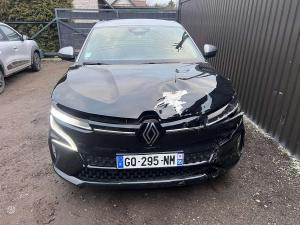 Melns Renault Megane E-Tech 2023 Kauņa, ar dzinēja tilpumu 0.00 L un nobraukumu 40 tūkst. km par 13900 €, foto 2 vietnē AUTOMOTO.COM.LV
