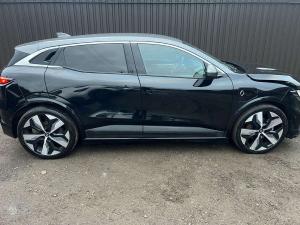 Melns Renault Megane E-Tech 2023 Kauņa, ar dzinēja tilpumu 0.00 L un nobraukumu 40 tūkst. km par 13900 €, foto 4 vietnē AUTOMOTO.COM.LV
