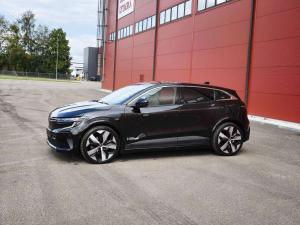 Melns Renault Megane E-Tech 2023 Telšiai, ar dzinēja tilpumu 0.00 L un nobraukumu 38 tūkst. km par 22500 €, foto 3 vietnē AUTOMOTO.COM.LV