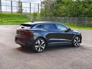 Melns Renault Megane E-Tech 2023 Telšiai, ar dzinēja tilpumu 0.00 L un nobraukumu 38 tūkst. km par 22500 €, foto 6 vietnē AUTOMOTO.COM.LV