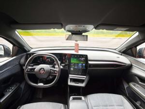 Melns Renault Megane E-Tech 2023 Telšiai, ar dzinēja tilpumu 0.00 L un nobraukumu 38 tūkst. km par 22500 €, foto 21 vietnē AUTOMOTO.COM.LV