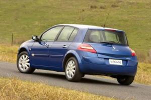 Синий Рено Megane E-Tech 2006 в Рига, объемом двигателя 3.00 л и пробегом 10 тыс. км за 1000 €, фото 3 на AUTOMOTO.COM.LV