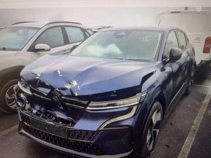 Zils Renault Megane E-Tech 2023 Viļņa, ar dzinēja tilpumu 0.00 L un nobraukumu 72 tūkst. km par 10200 €, foto  vietnē AUTOMOTO.COM.LV