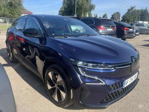 Синий Рено Megane E-Tech 2025 в Таураге, объемом двигателя 0.00 л и пробегом 7 тыс. км за 24900 €, фото 3 на AUTOMOTO.COM.LV