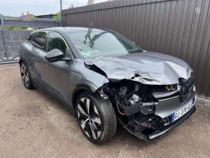 Pelēks Renault Megane E-Tech 2022 Kauņa, ar dzinēja tilpumu 0.00 L un nobraukumu 72 tūkst. km par 8999 €, foto 4 vietnē AUTOMOTO.COM.LV