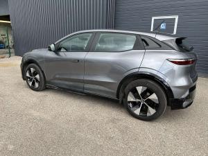 Grey Renault Megane E-Tech 2023 in Alytus, with an engine capacity of 0.00 L and mileage of 28 thousand km for 12900 €, photo 5 on AUTOMOTO.COM.LV