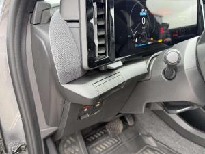 Pelēks Renault Megane E-Tech 2023 Kauņa, ar dzinēja tilpumu 0.00 L un nobraukumu 32 tūkst. km par 15400 €, foto 26 vietnē AUTOMOTO.COM.LV