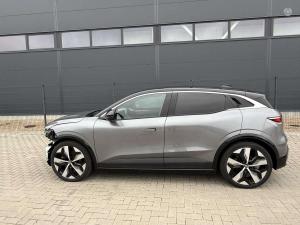 Серый Рено Megane E-Tech 2023 в Каунас, объемом двигателя 0.00 л и пробегом 32 тыс. км за 15200 €, фото  на AUTOMOTO.COM.LV