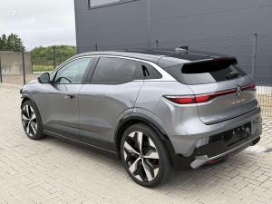 Серый Рено Megane E-Tech 2023 в Каунас, объемом двигателя 0.00 л и пробегом 32 тыс. км за 15200 €, фото 3 на AUTOMOTO.COM.LV