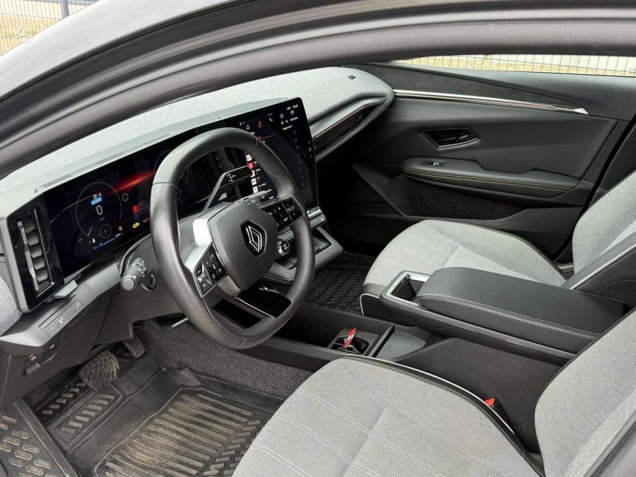 Серый Рено Megane E-Tech 2023 в Каунас, объемом двигателя 0.00 л и пробегом 32 тыс. км за 15200 €, фото 15 на AUTOMOTO.COM.LV