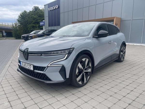 Grey Renault Megane E-Tech 2023 in Klaipeda, with an engine capacity of 0.00 L and mileage of 72 thousand km for 18500 €, photo 2 on AUTOMOTO.COM.LV