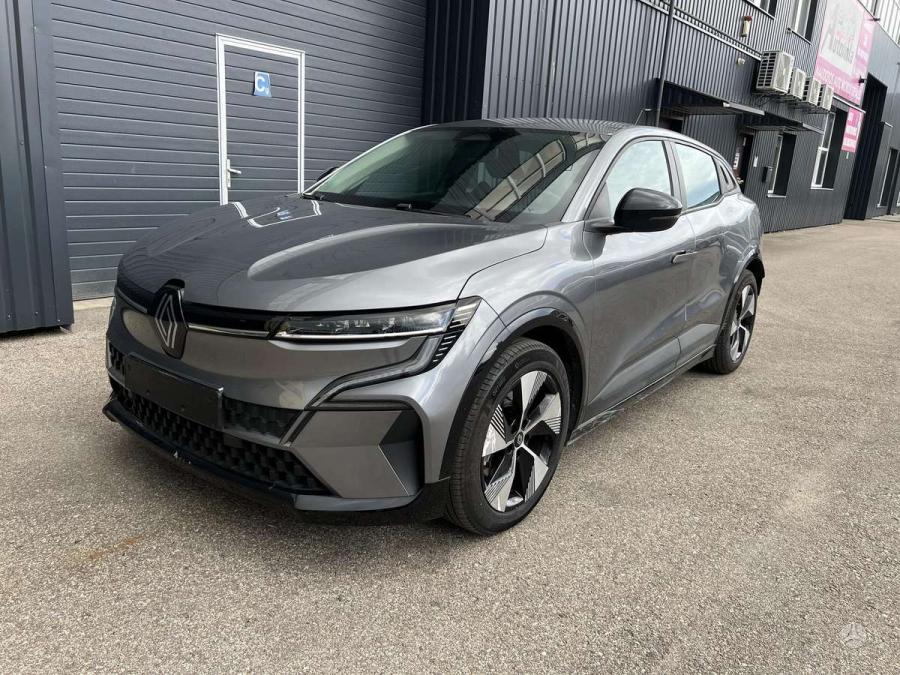 Серый Рено Megane E-Tech 2023 в Алитус, объемом двигателя 0.00 л и пробегом 28 тыс. км за 12300 €, фото 1 на AUTOMOTO.COM.LV