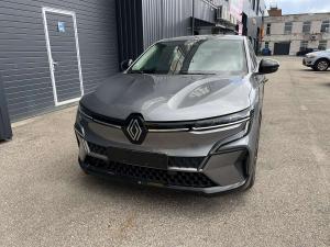 Серый Рено Megane E-Tech 2023 в Алитус, объемом двигателя 0.00 л и пробегом 28 тыс. км за 12300 €, фото 17 на AUTOMOTO.COM.LV