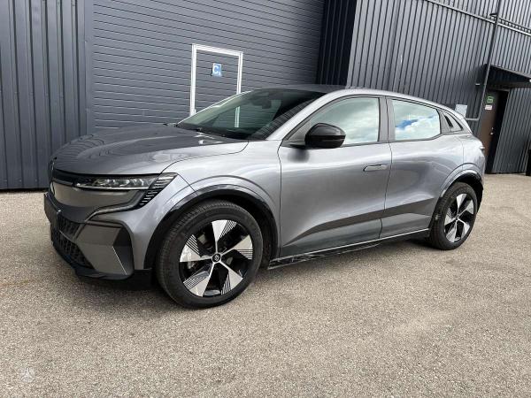 Серый Рено Megane E-Tech 2024 в Алитус, объемом двигателя 0.00 л и пробегом 28 тыс. км за 11950 €, фото 4 на AUTOMOTO.COM.LV
