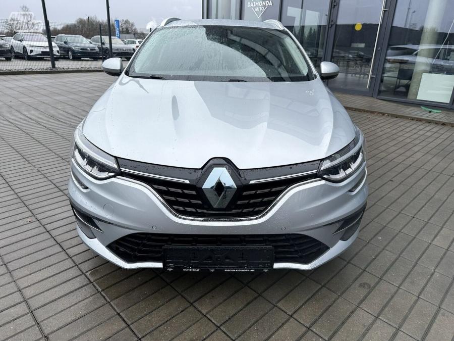 Grey Renault Megane E-Tech 2022 in Kaunas, with an engine capacity of 1.60 L and mileage of 181 thousand km for 11800 €, photo 2 on AUTOMOTO.COM.LV