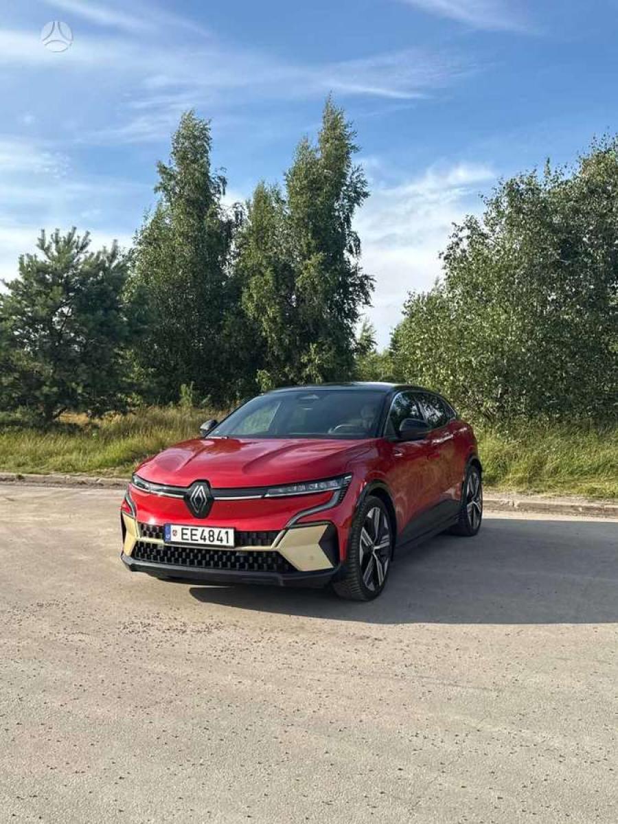 Красный Рено Megane E-Tech 2024 в Клайпеда, объемом двигателя 0.00 л и пробегом 23 тыс. км за 24700 €, фото 1 на AUTOMOTO.COM.LV