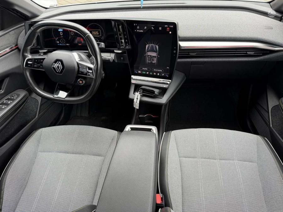 Balts Renault Megane E-Tech 2023 Kauņa, ar dzinēja tilpumu 0.00 L un nobraukumu 191 tūkst. km par 14900 €, foto 10 vietnē AUTOMOTO.COM.LV