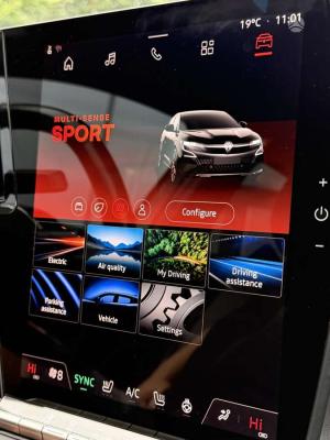 Balts Renault Megane E-Tech 2023 Kauņa, ar dzinēja tilpumu 0.00 L un nobraukumu 191 tūkst. km par 14900 €, foto 12 vietnē AUTOMOTO.COM.LV
