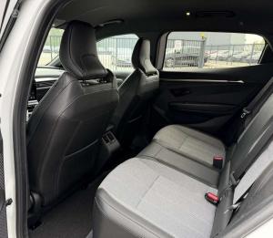 Balts Renault Megane E-Tech 2023 Kauņa, ar dzinēja tilpumu 0.00 L un nobraukumu 191 tūkst. km par 14900 €, foto 14 vietnē AUTOMOTO.COM.LV