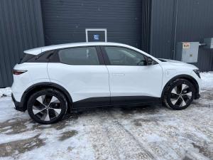 Balts Renault Megane E-Tech 2024 Alīta, ar dzinēja tilpumu 0.00 L un nobraukumu 20 tūkst. km par 12300 €, foto 3 vietnē AUTOMOTO.COM.LV