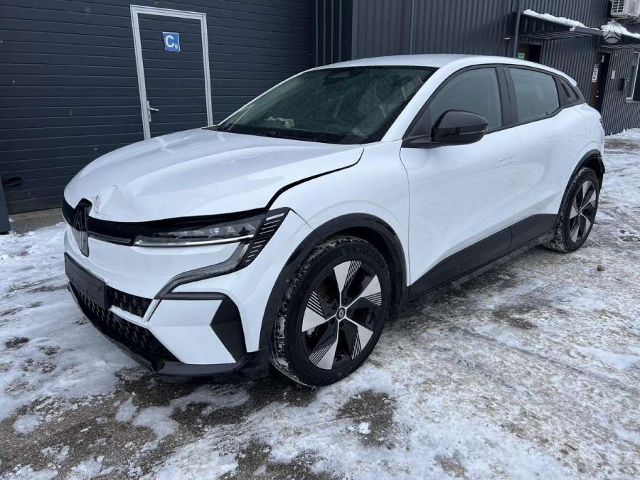Balts Renault Megane E-Tech 2024 Alīta, ar dzinēja tilpumu 0.00 L un nobraukumu 20 tūkst. km par 12300 €, foto 11 vietnē AUTOMOTO.COM.LV