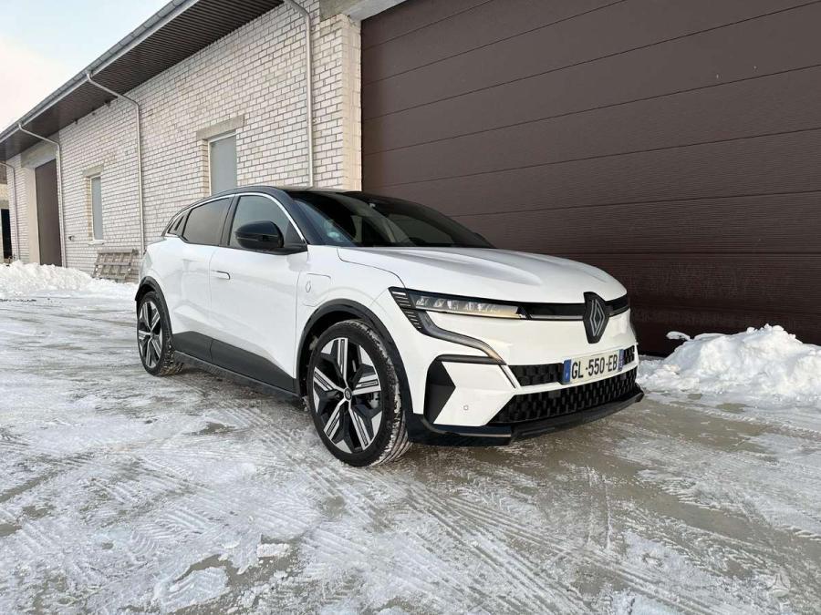 Balts Renault Megane E-Tech 2022 Kauņa, ar dzinēja tilpumu 0.00 L un nobraukumu 89 tūkst. km par 16900 €, foto 3 vietnē AUTOMOTO.COM.LV