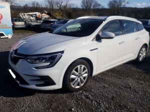 White Renault Megane E-Tech 2020 in Vilnius, with an engine capacity of 1.60 L and mileage of 130 thousand km for 11000 €, photo  on AUTOMOTO.COM.LV