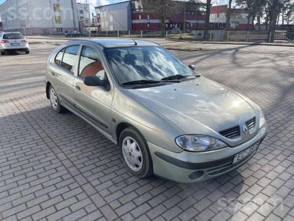 Зеленый Рено Меган 2000 в Прейли, объемом двигателя 1.40 л и пробегом 187 тыс. км за 950 €, фото 3 на AUTOMOTO.COM.LV