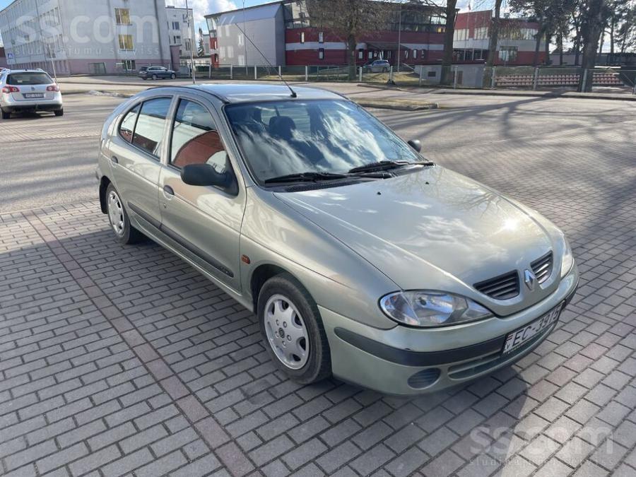 Зеленый Рено Меган 2000 в Прейли, объемом двигателя 1.40 л и пробегом 187 тыс. км за 950 €, фото 3 на AUTOMOTO.COM.LV