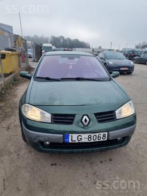 Green Renault Megane 2003 in Riga, with an engine capacity of 1.90 L and mileage of 290 thousand km for 1200 €, photo 4 on AUTOMOTO.COM.LV
