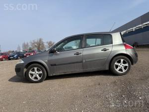 Zaļš Renault Megane 2004 Daugavpils, ar dzinēja tilpumu 1.50 L un nobraukumu 303 tūkst. km par 950 €, foto 3 vietnē AUTOMOTO.COM.LV